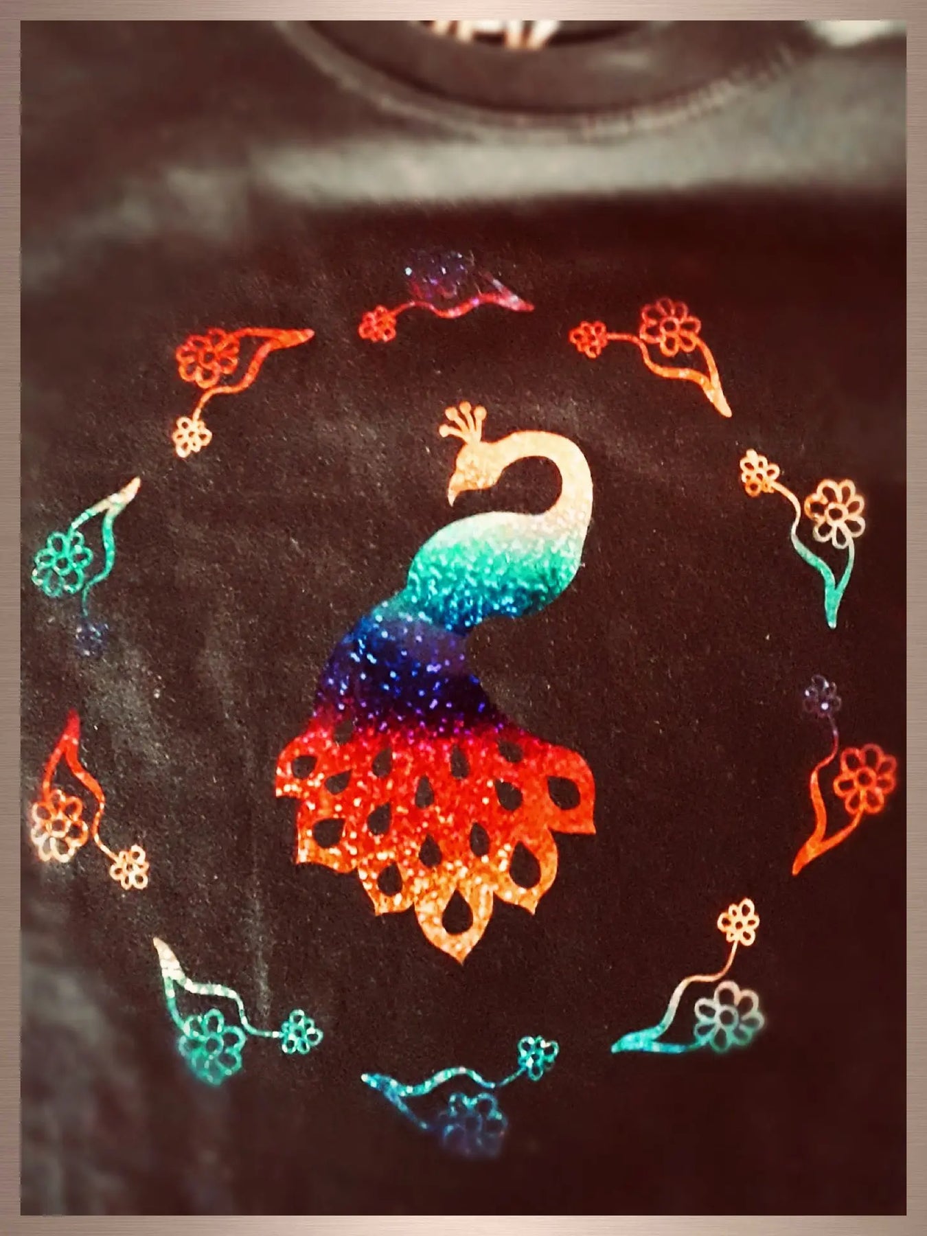 Plotterdatei Pfau mit Blumen | SVG, PNG, DXF, JPG – Frühling – Sunny Artis